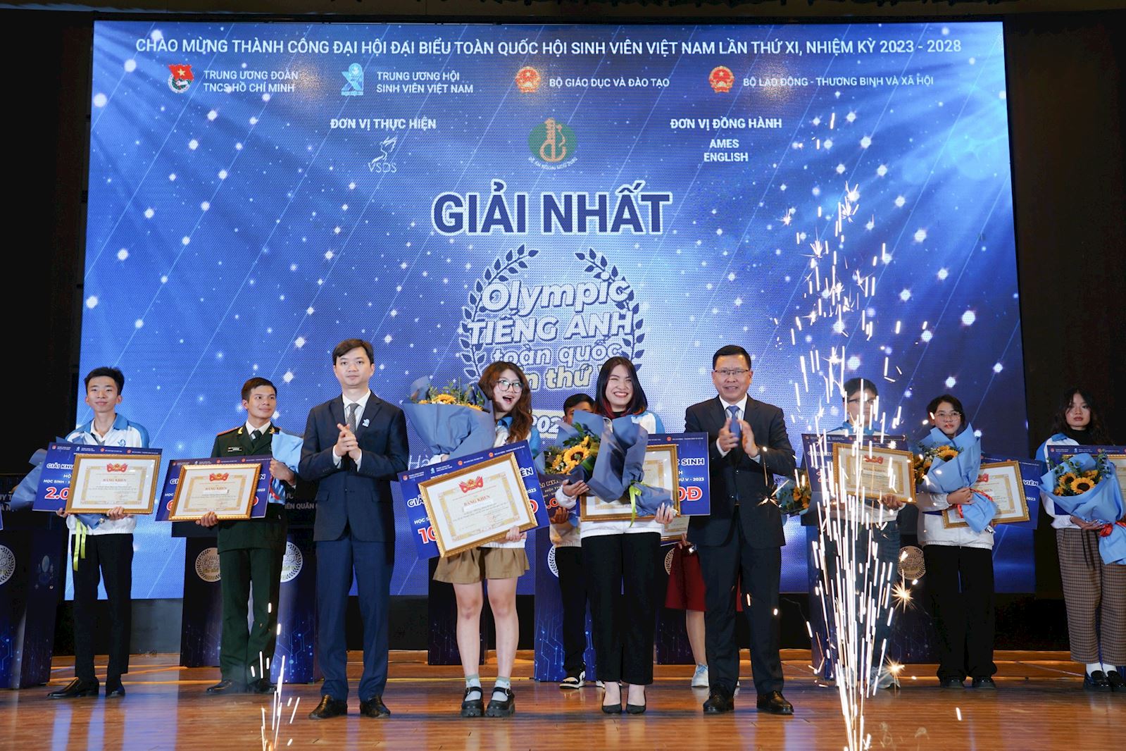 Chung kết Hội thi “Olympic tiếng Anh học sinh, sinh viên toàn quốc” lần thứ V